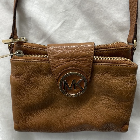 Michael Kors | Bags | Michael Kors Leather Cross Body 5 Compartment Bag 7x8 | Poshmark
